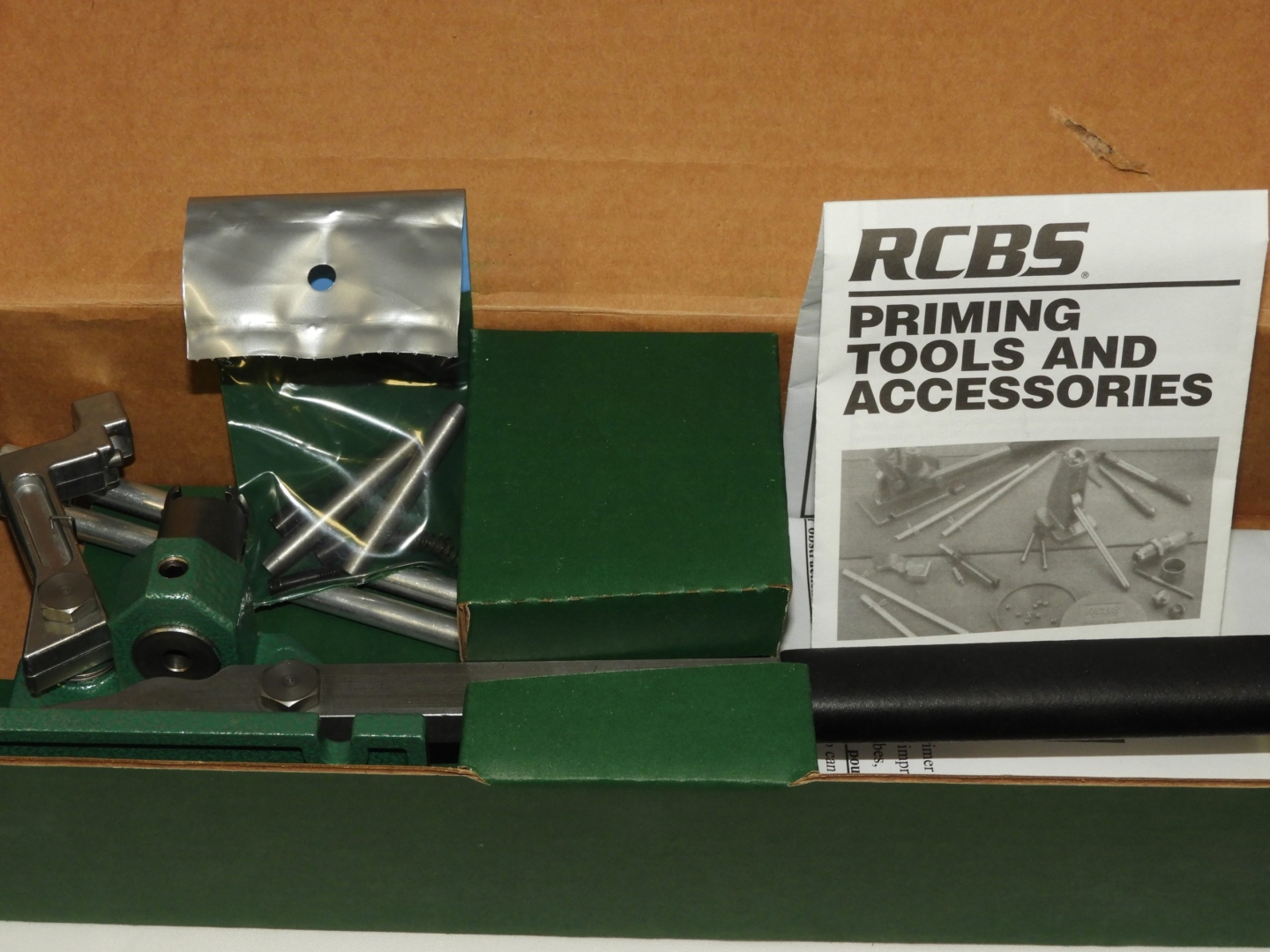 RCBS Universal Hand Priming Tool - Kjells Vapen